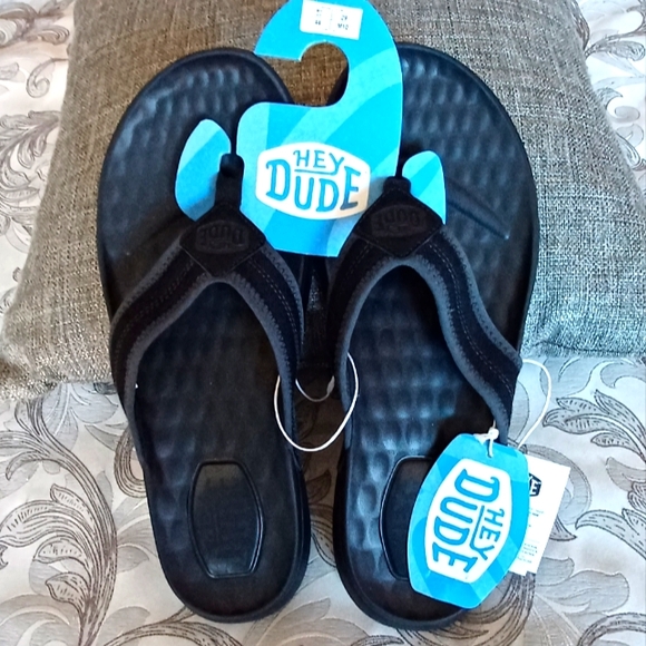 Hey Dude | Shoes | Nwt Hey Dude Myers Flip Sport Mode Blackblack Mens ...